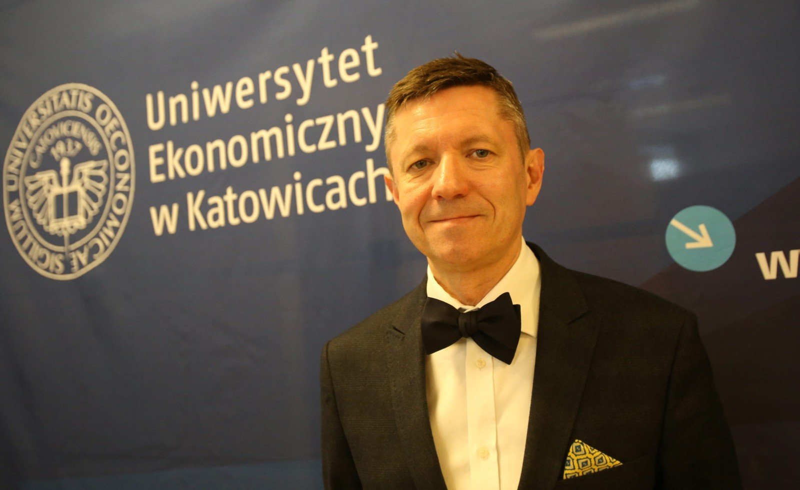 Prof. Robert Tomanek w KNF. Rektor Uniwersytetu Ekonomicznego w ...