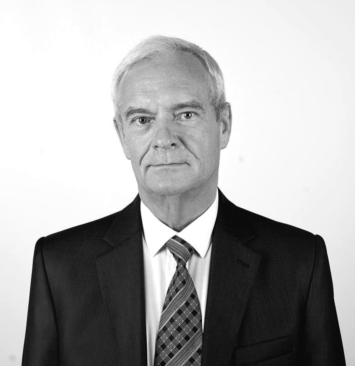 Zmarł dr Jerzy Derkacz, lekarz i były senator RP III kadencji | Kurier ...
