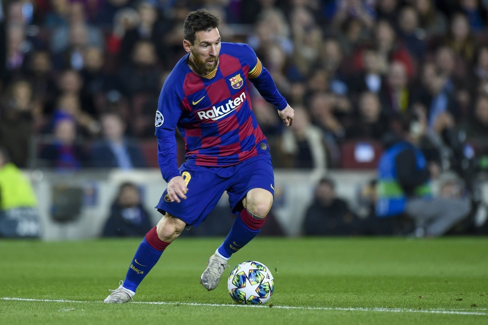 Lionel Messi reklamuje chipsy Lays. Sport to zdrowie? Jeśli przyjrzeć ...