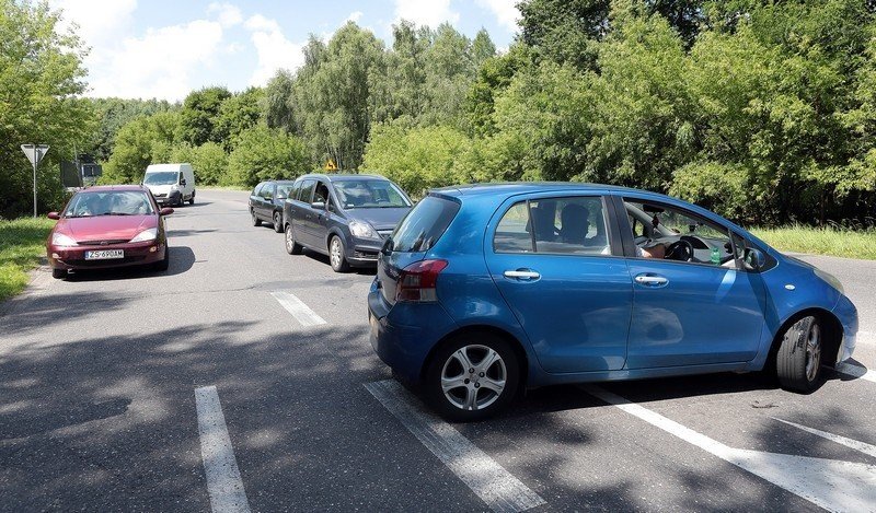 Który zjazd nad morze? Ogromne zamieszanie na nowym rondzie w Dąbiu ...