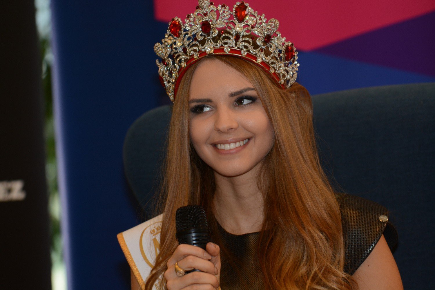 Miss Polski 2015 Magda Bieńkowska z Mikołajek. I wicemiss Marta Redo z ...