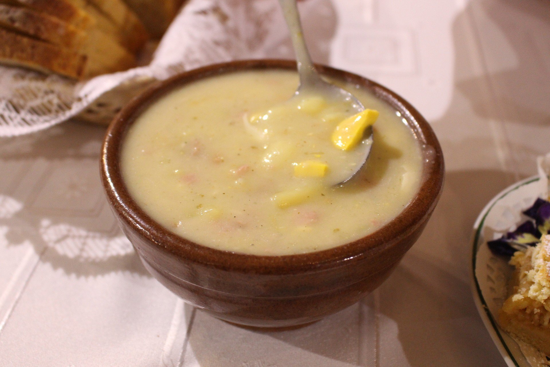 Zupa zalewajka. Niezapomnianymi potrawami dzieciństwa jest zalewajka ...