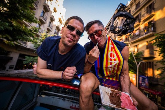 Lewandowski i Szczęsny upamiętnieni przez Barcę. Łzy same cisną się do ...