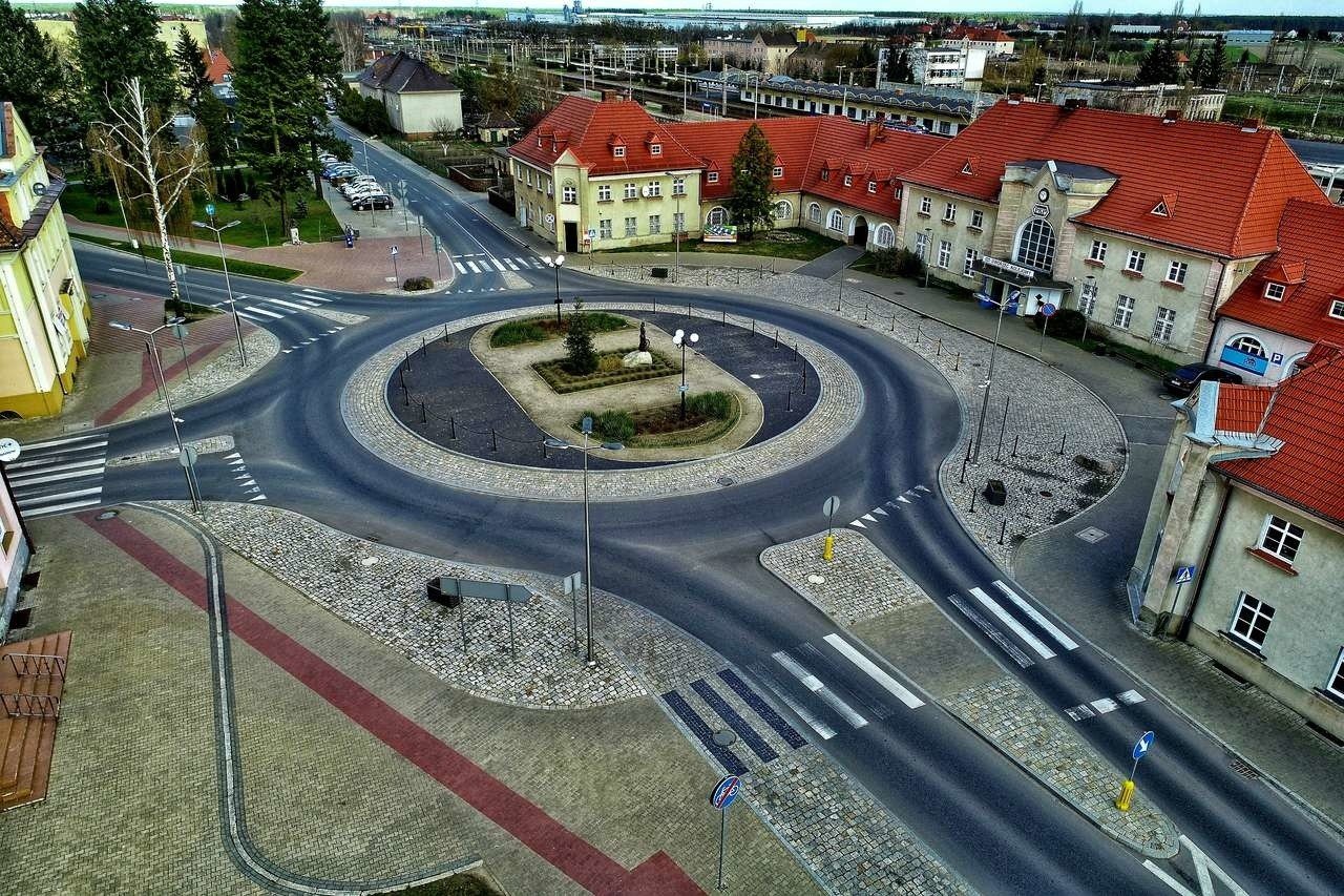 ZBĄSZYNEK. Zobacz Zbąszynek z lotu ptaka. Prawda, że wygląda pięknie ...