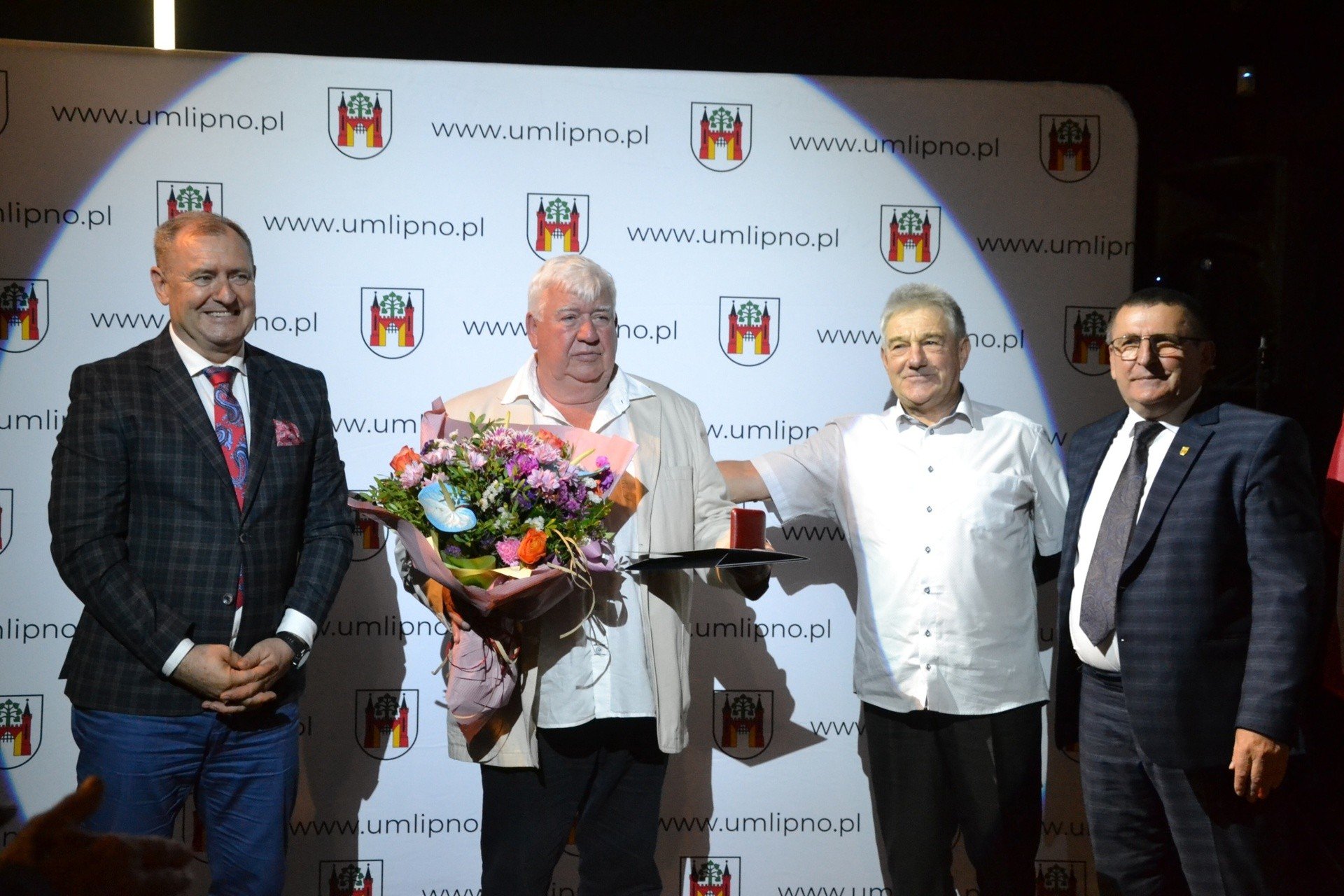 W Lipnie wręczono tytuły „Zasłużony dla Miasta Lipna” – uhonorowano ...