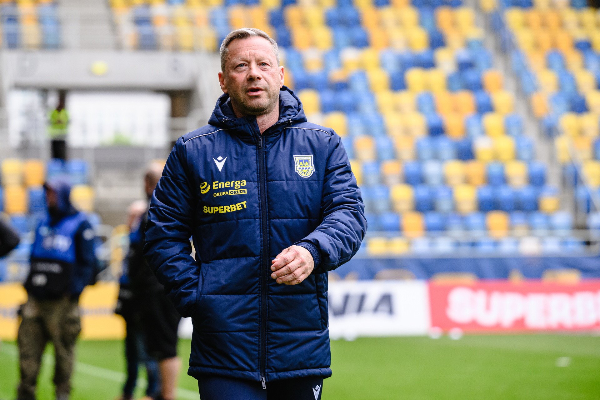 Arka stoi już nad przepaścią. Banasik: „Albo wte, albo wewte” | Gol24