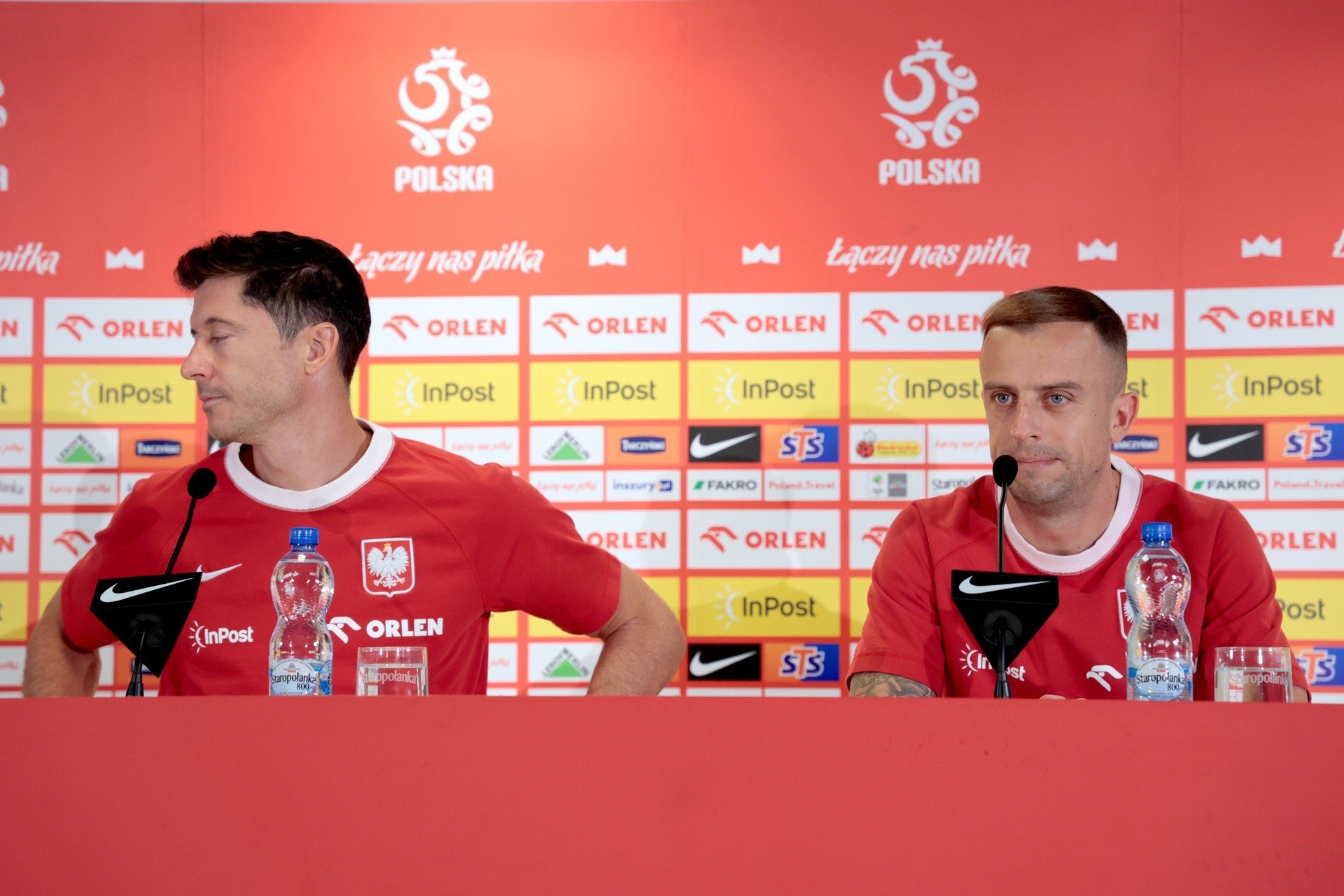 Robert Lewandowski odmówił pożyczki Kamilowi Grosickiemu. Teraz kapitan ...
