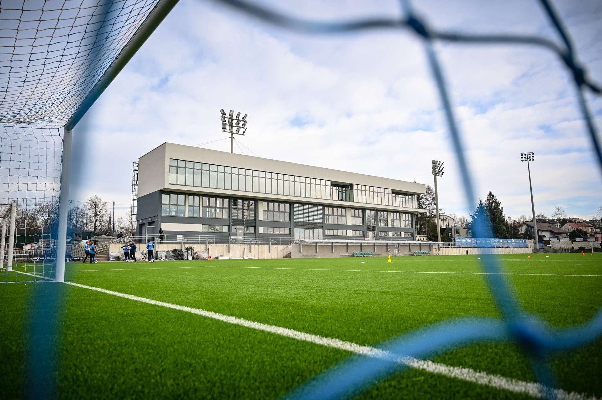 Stadion Skry Częstochowa został zmodernizowany. Obiekt otrzymał już ...