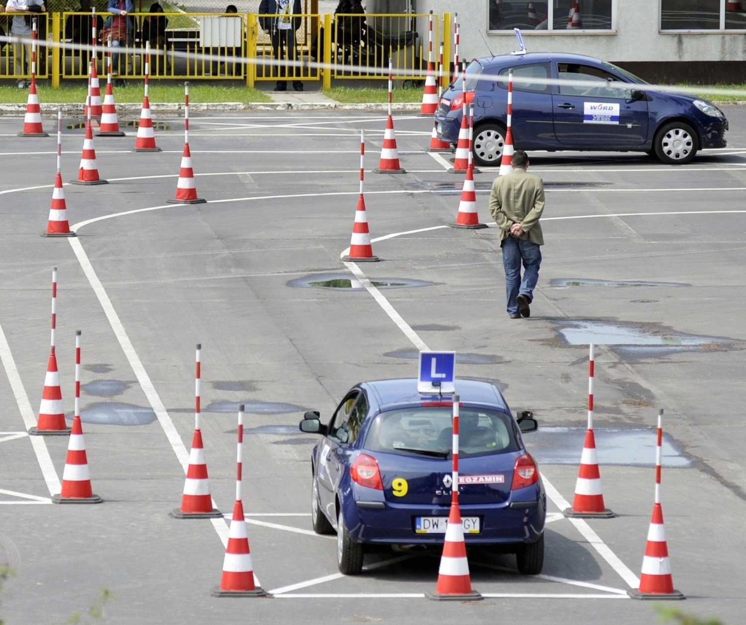 Dlaczego muszę płacić za plac manewrowy? | Gazeta Wrocławska