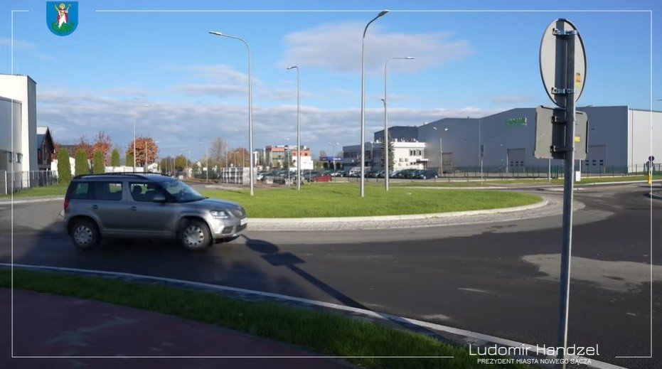 Nowa ulica i rondo w Nowym Sączu otwarte. To ułatwienie dla kierowców ...