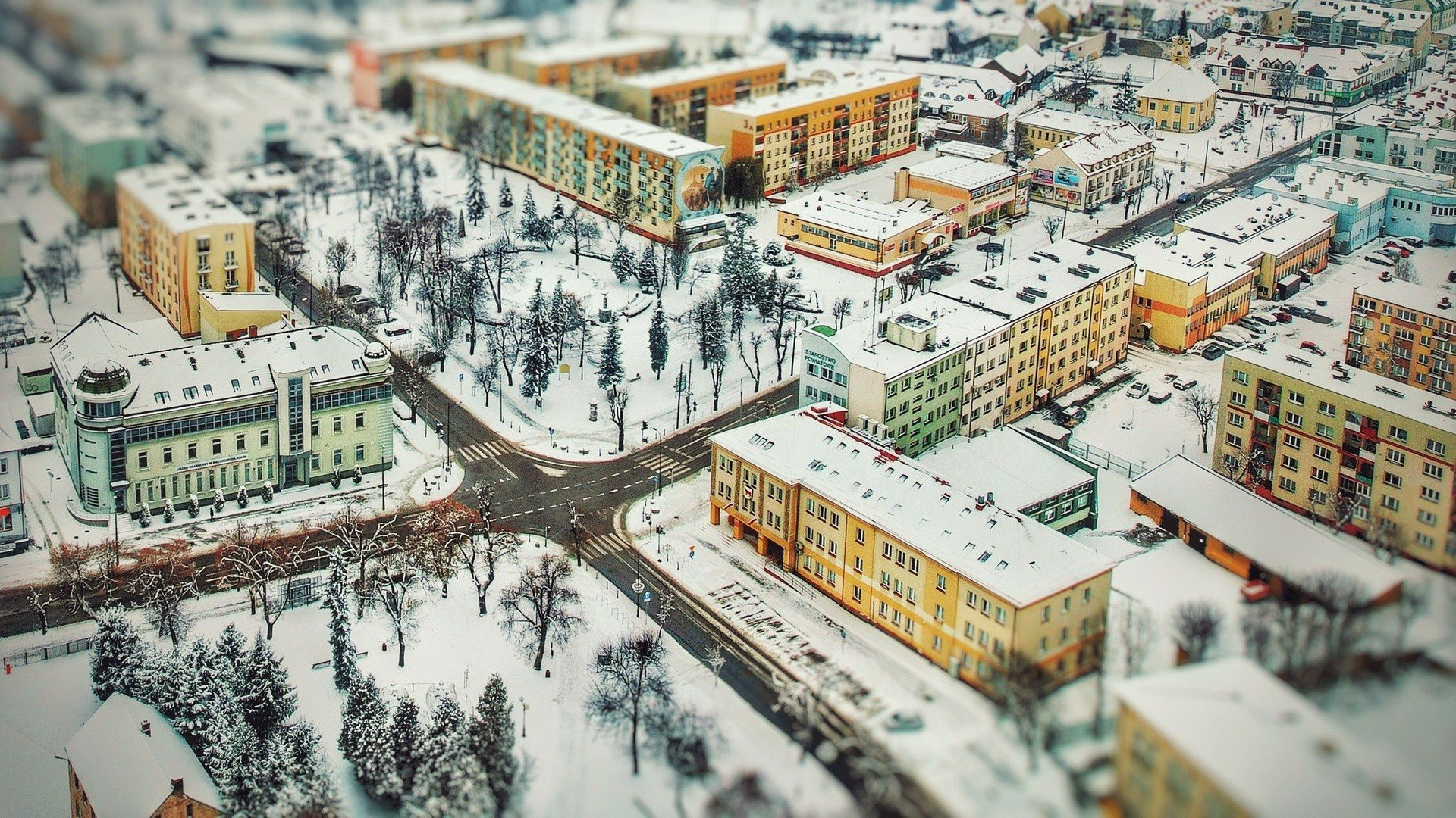 Bielsk Podlaski i okolice w zimowej scenerii. Piękne zdjęcia z lotu ...