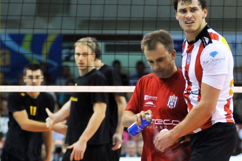 Zbigniew Bartman jak chirurg. Sam nastawił sobie palec | Nowiny