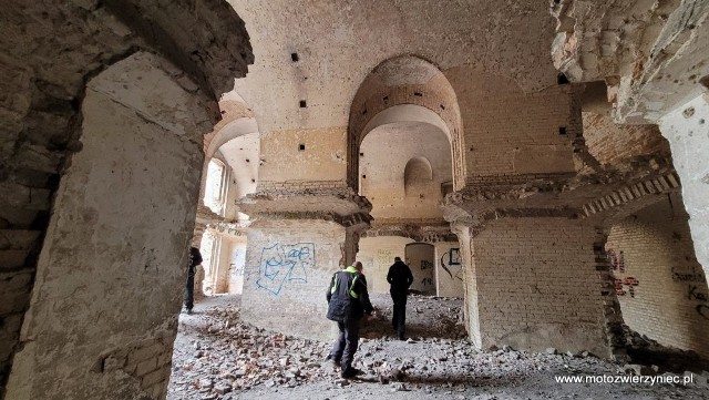 Fort Sarbinowo i dawna kaplica templariuszy w Chwarszczanach. Kto ma ...
