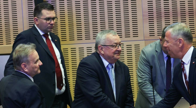 Koniec buntu w małopolskim PiS? Będzie kolejne podejście do wyboru ...