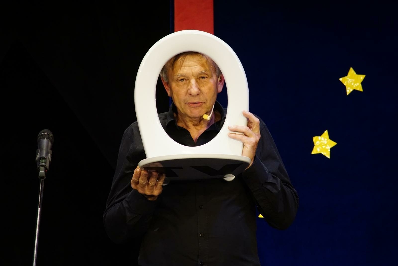 Kultowe teksty i skecze kabaretu Tey na 80. urodziny Zenona Laskowika ...