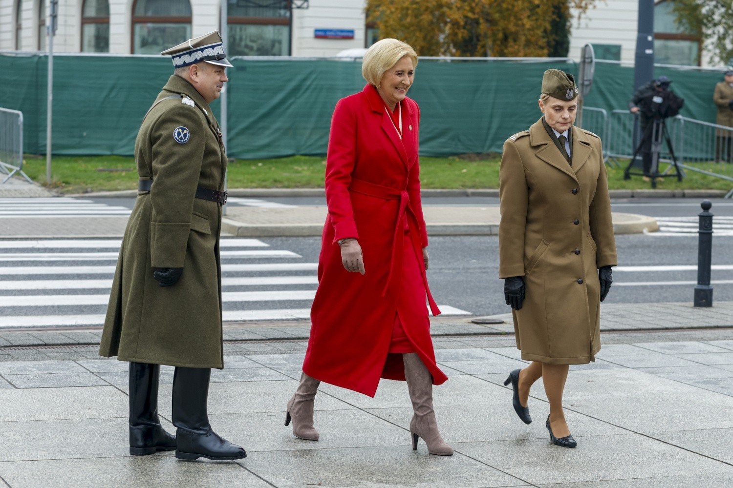 Tak się ubiera Agata Kornhauser-Duda - zdjęcia. Pierwsza dama śledzi ...