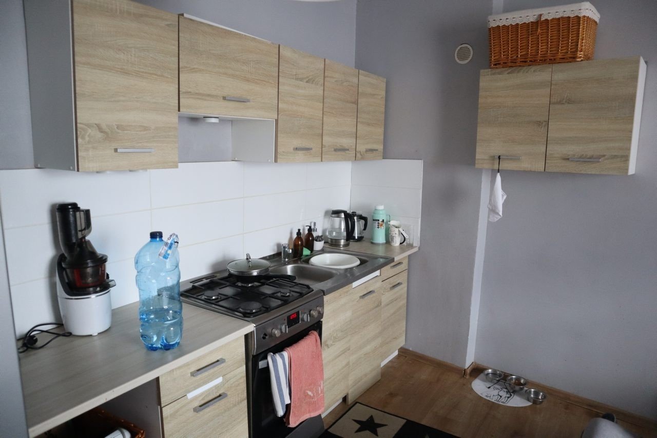 Pani Monika, lokatorka kamienicy przy ul. Łagiewnickiej 81, od 17 dni ...