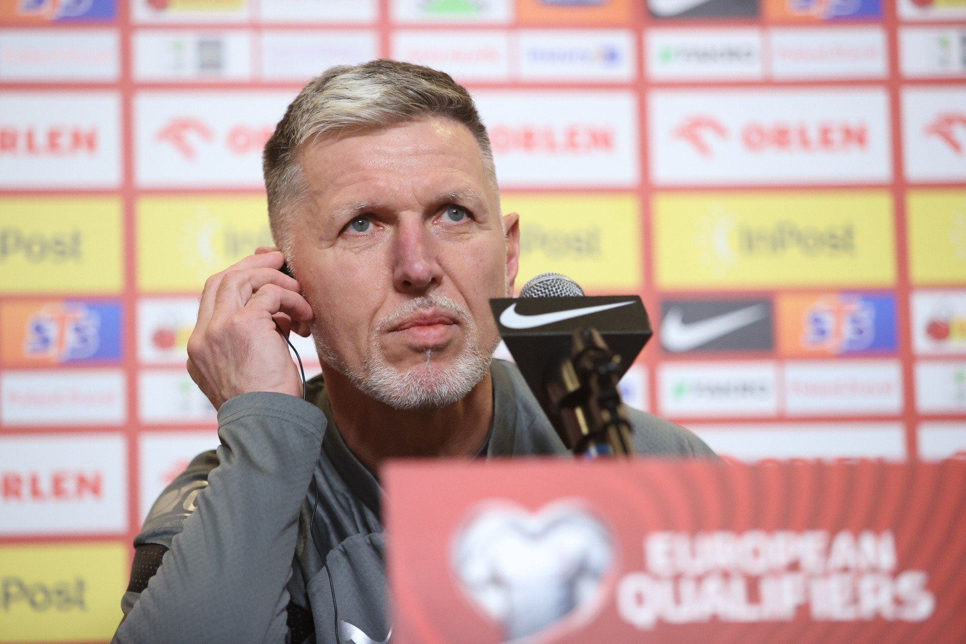 Mecz Polska - Czechy. Selekcjoner Jaroslav Silhavy: W Pradze był tajfun ...