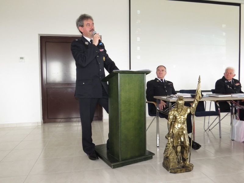 Piotr Tomaszewski: - Ochotnicy ratują życie. Pierwsi do pożaru ...