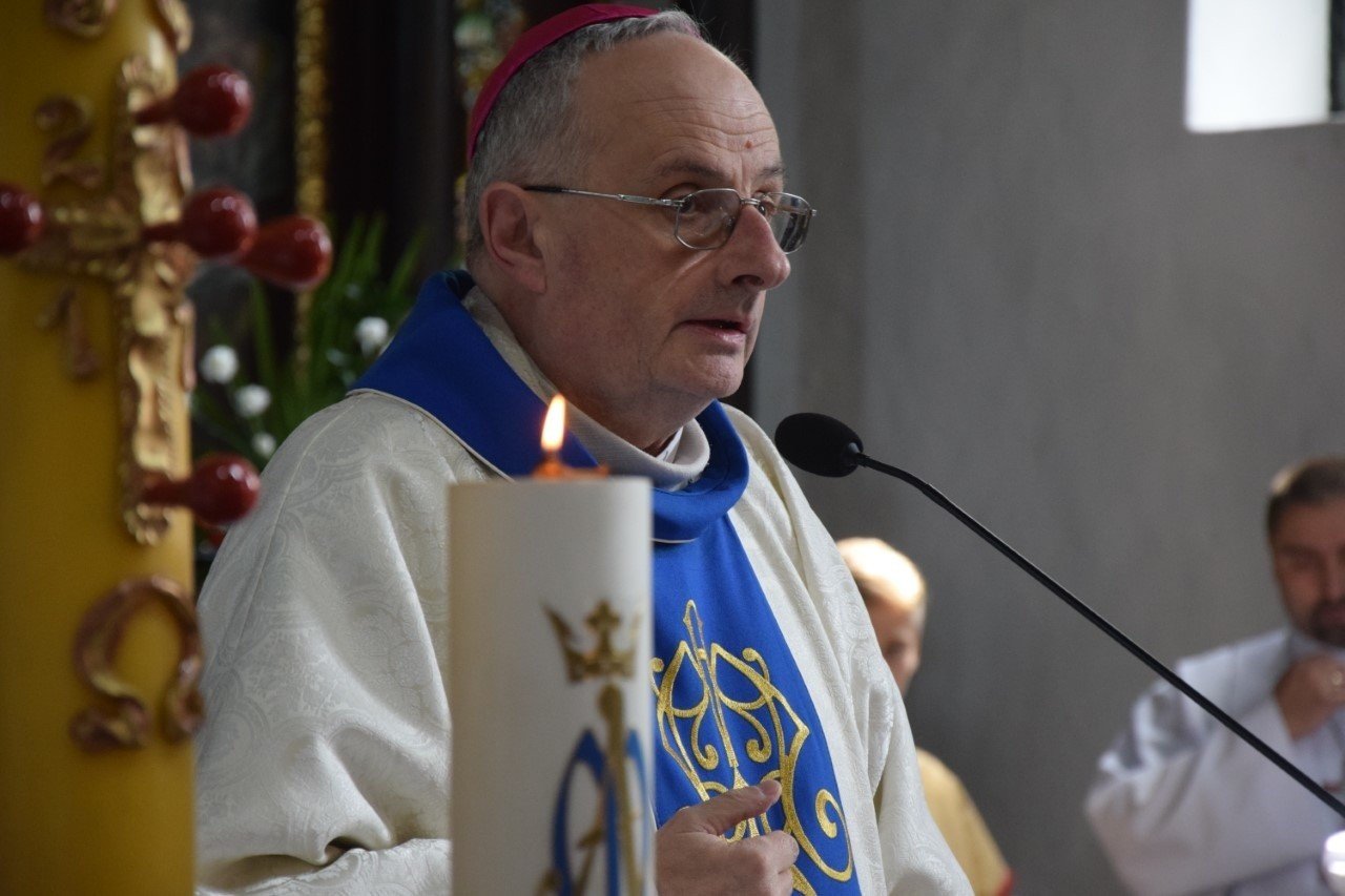 Nikt nie wie, jak długo biskup Jacek Jezierski będzie administratorem ...