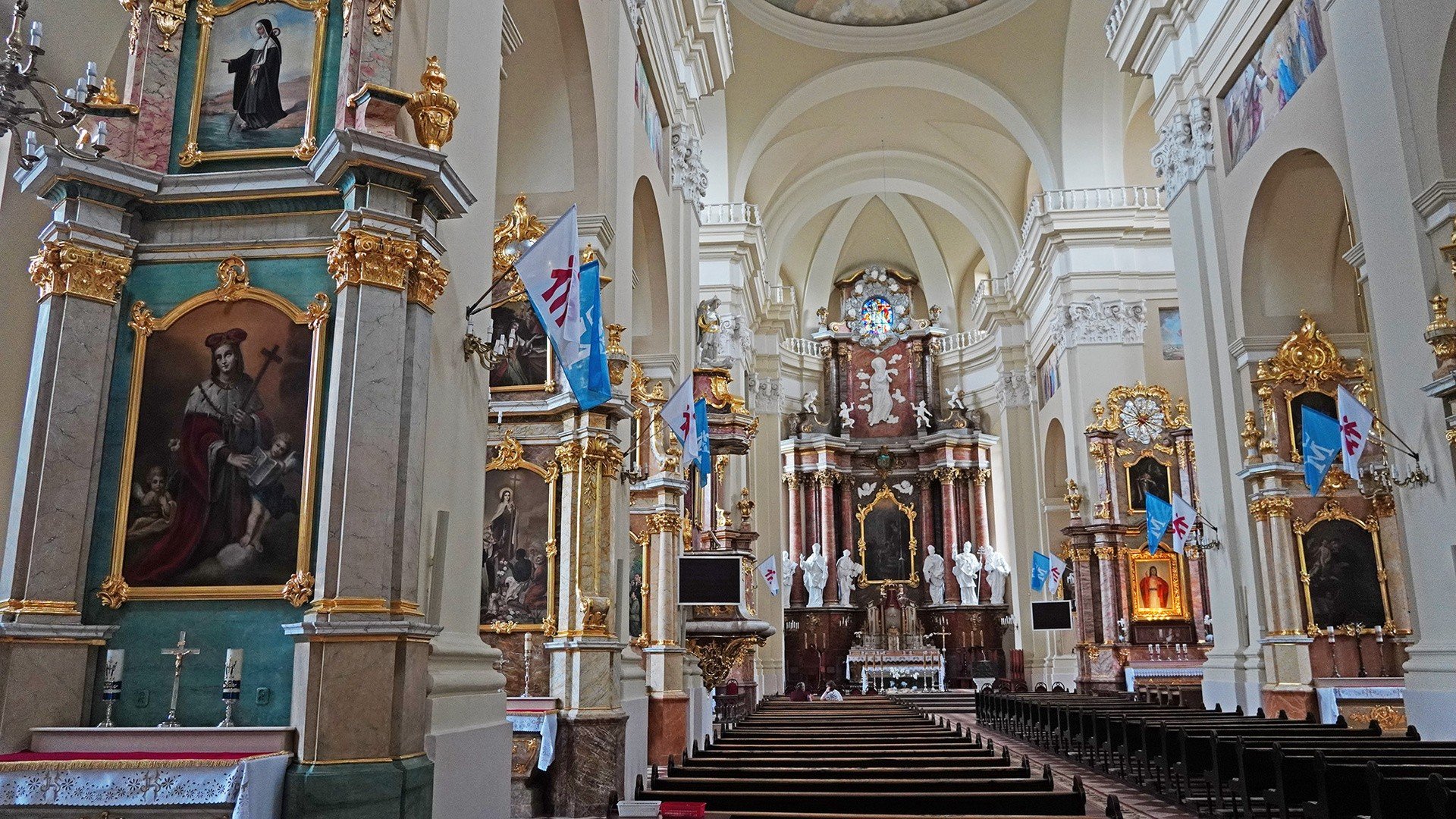 Sanktuarium Matki Bożej Wspomożycielki Wiernych w Różanymstoku | Gazeta ...