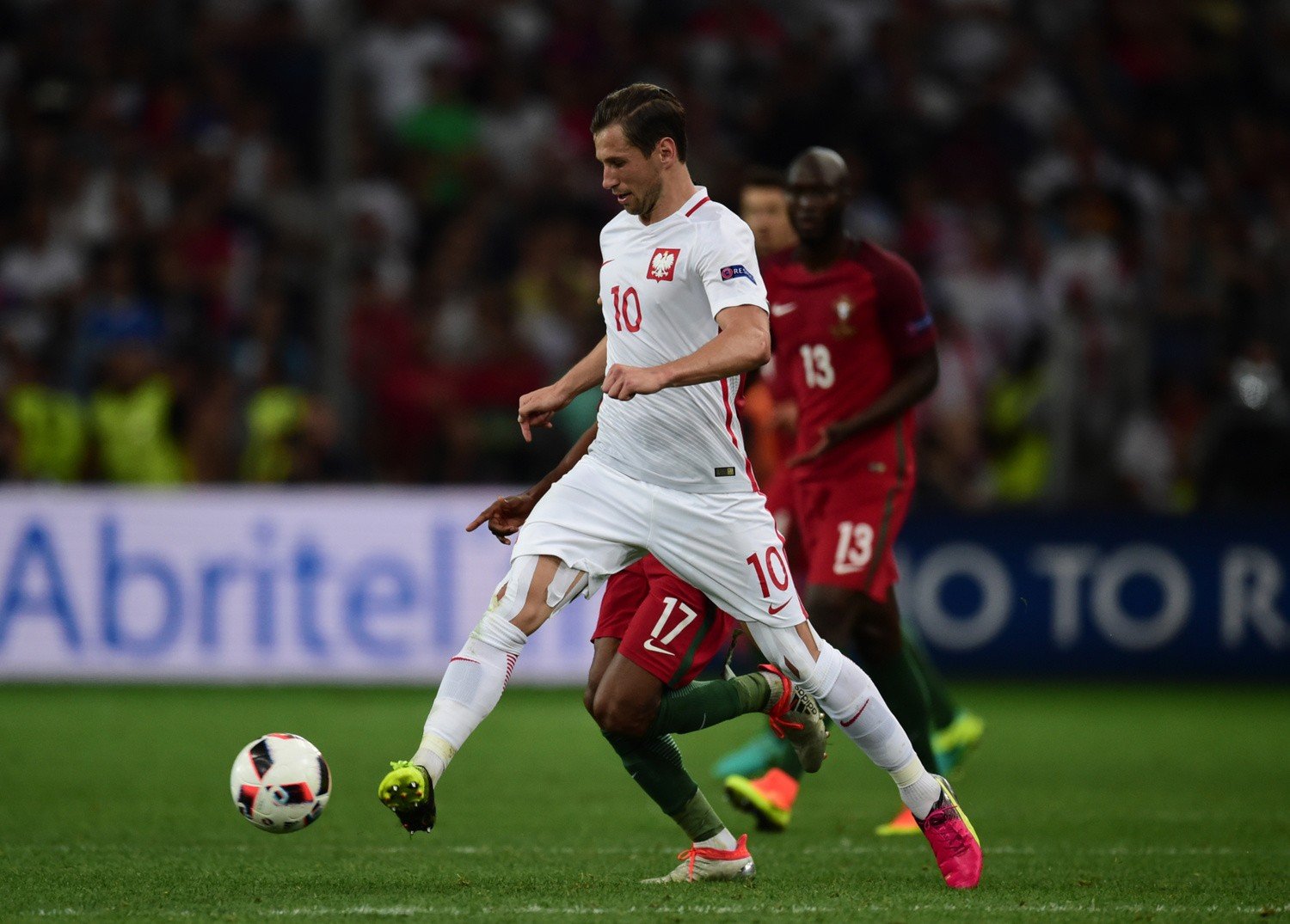 Grzegorz Krychowiak oficjalnie w PSG! | Sportowy24