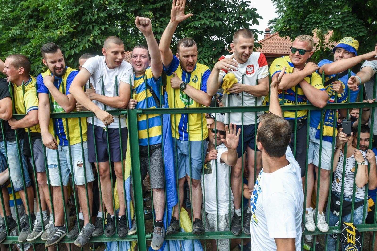 Elana Toruń w II lidze! Kibice byli z drużyną [ZDJĘCIA] | Gol24