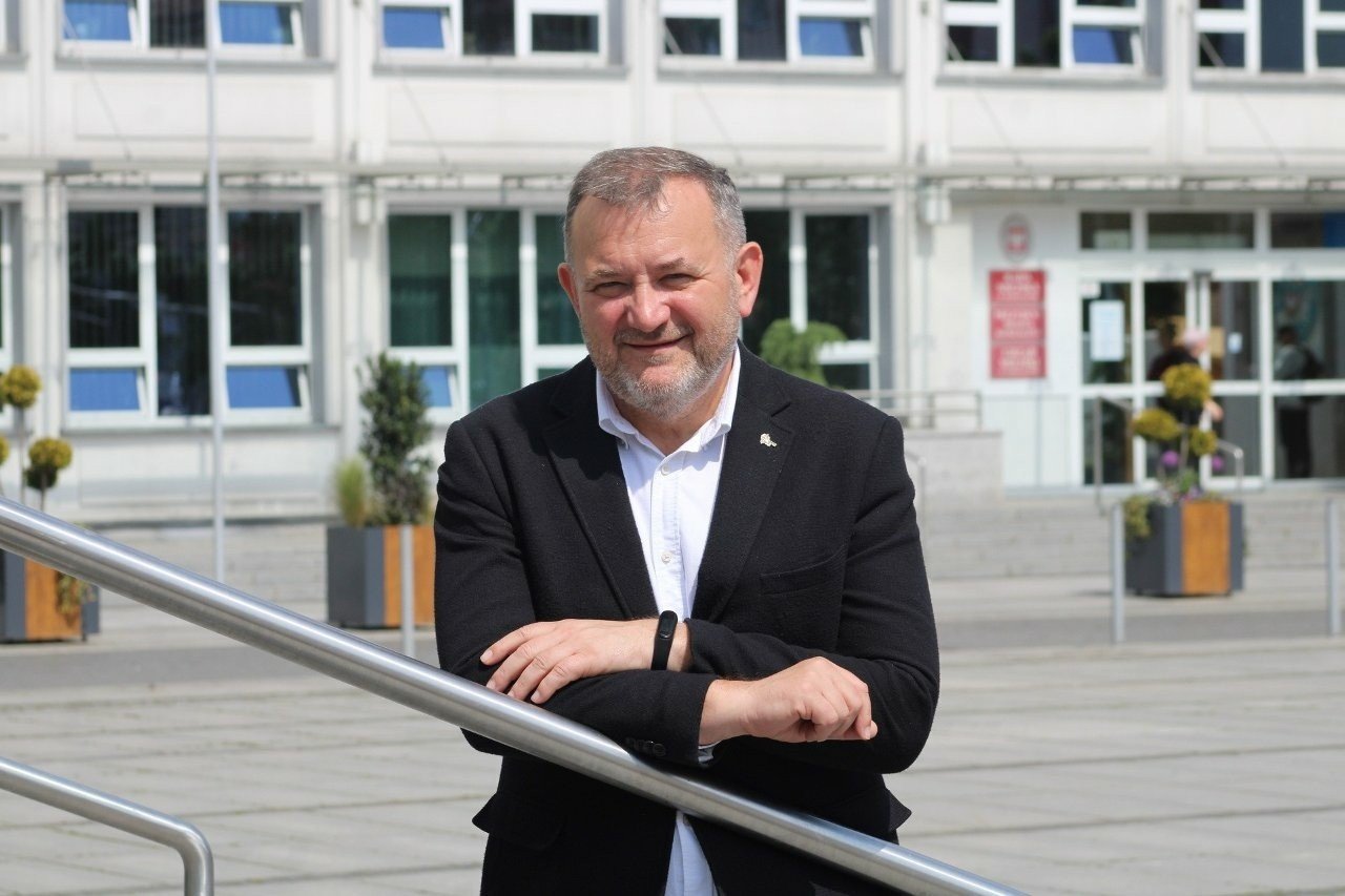Senator PO Stanisław Gawłowski kontra PiS. O co poszło? O wpis w ...