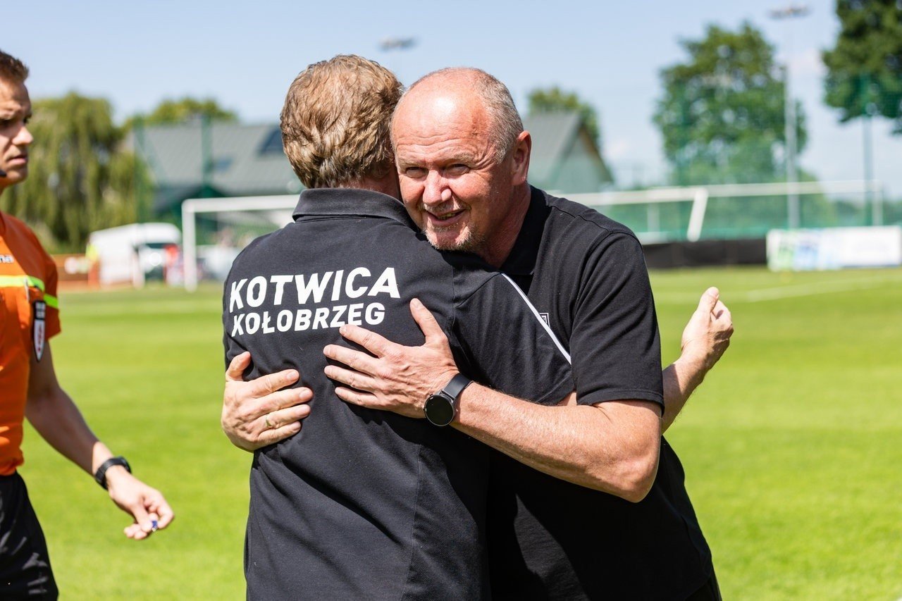 Trener Sandecji Robert Kasperczyk odszedł z klubu: szkoda, że liga się ...