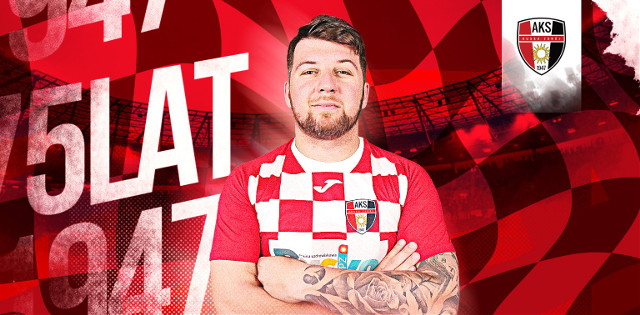 Hummel 4 liga. Pomocnik Dominik Szymkiewicz z Nidy Pińczów przeszedł do ...