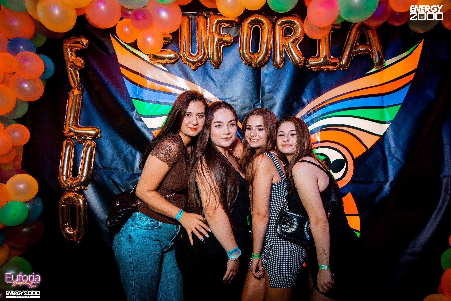 Katowice. Energy 2000. EUFORIA FLUO PARTY! Dziewczyny wyglądały ...