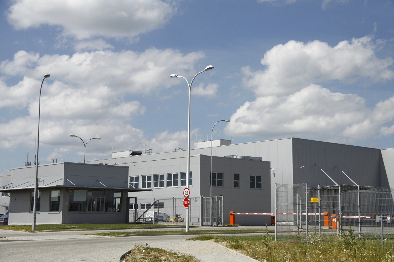 Ball Packaging Europe - producent puszek ucieka z Felina | Lublin Nasze ...