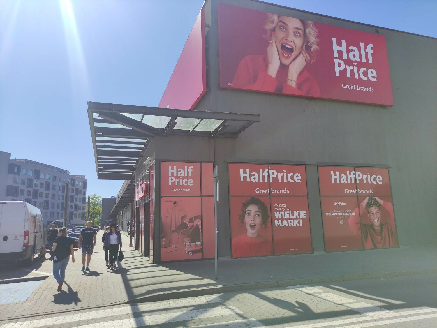 Galeria Victoria: Park handlowy zapełniony. Rusza Half Price, a nowa ...