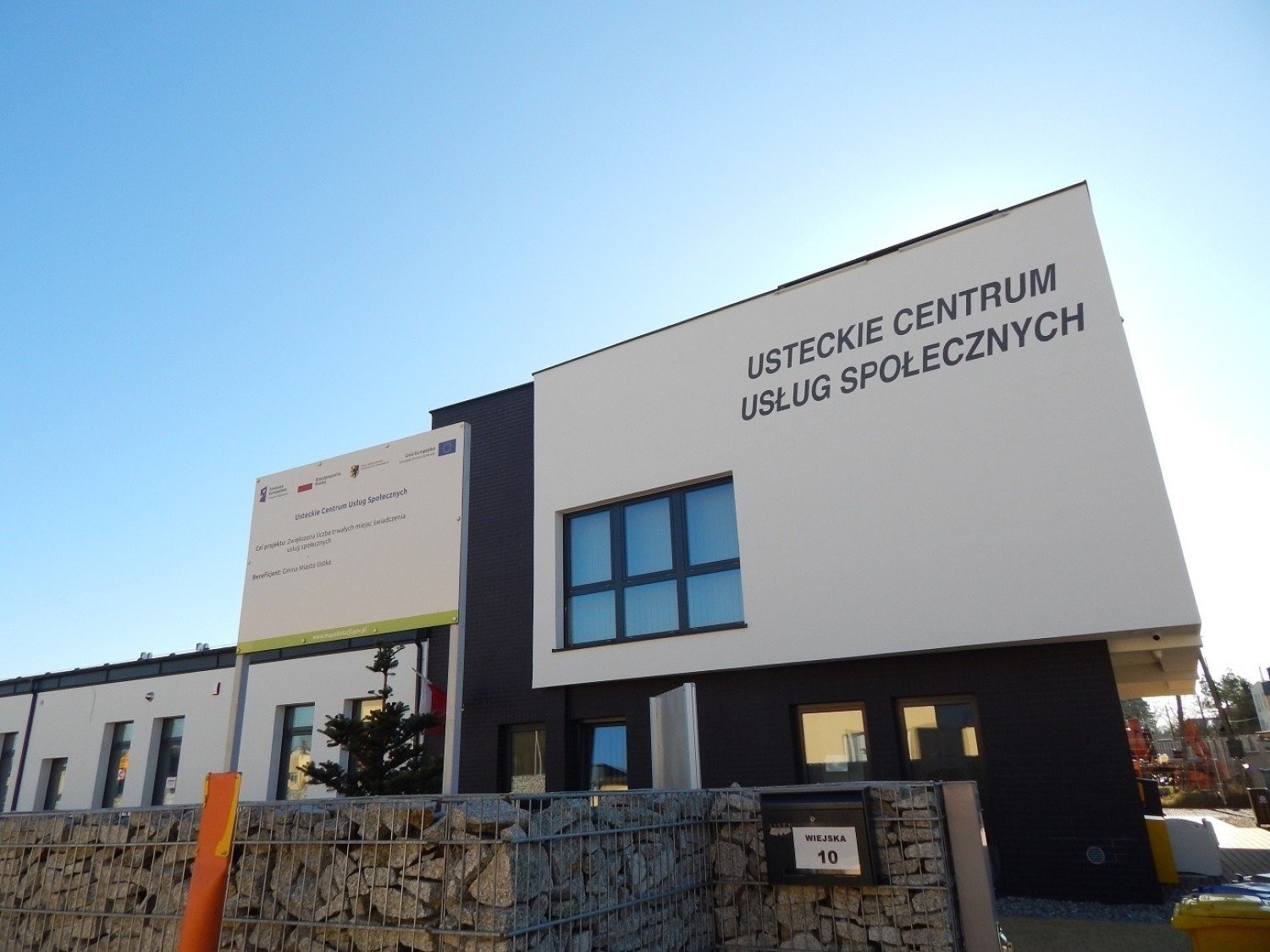 Ustecki MOPS prosi o zgłaszanie przyjazdu uchodźców | Ustka Nasze Miasto