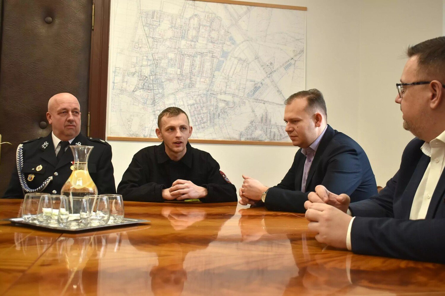 Strażak ochotnik z Sobina uratował dziewczynie życie. W nagrodę dostał ...