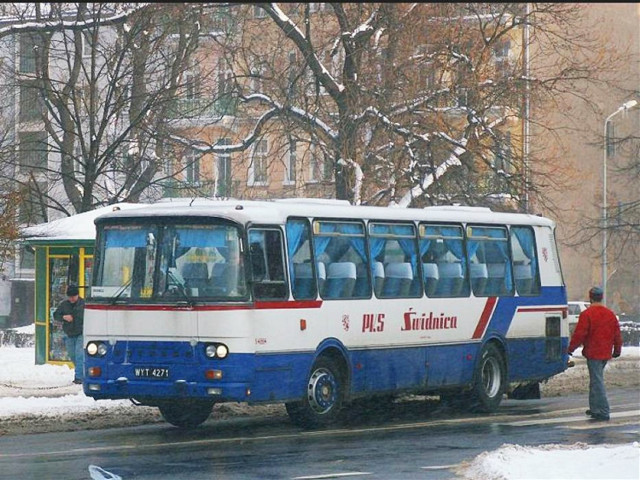 Dawny dworzec autobusowy w Świdnicy na zdjęciach. Pamiętacie autobusy ...