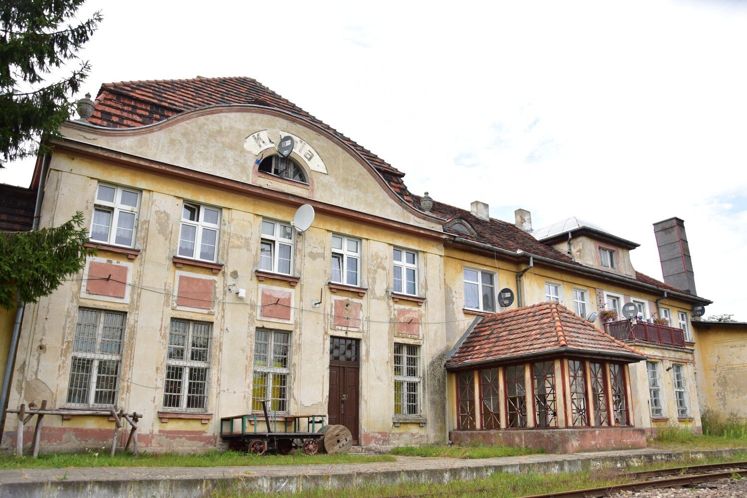 Tak wygląda dworzec kolejowy w Kcyni. To tutaj w sylwestra 1918 roku ...