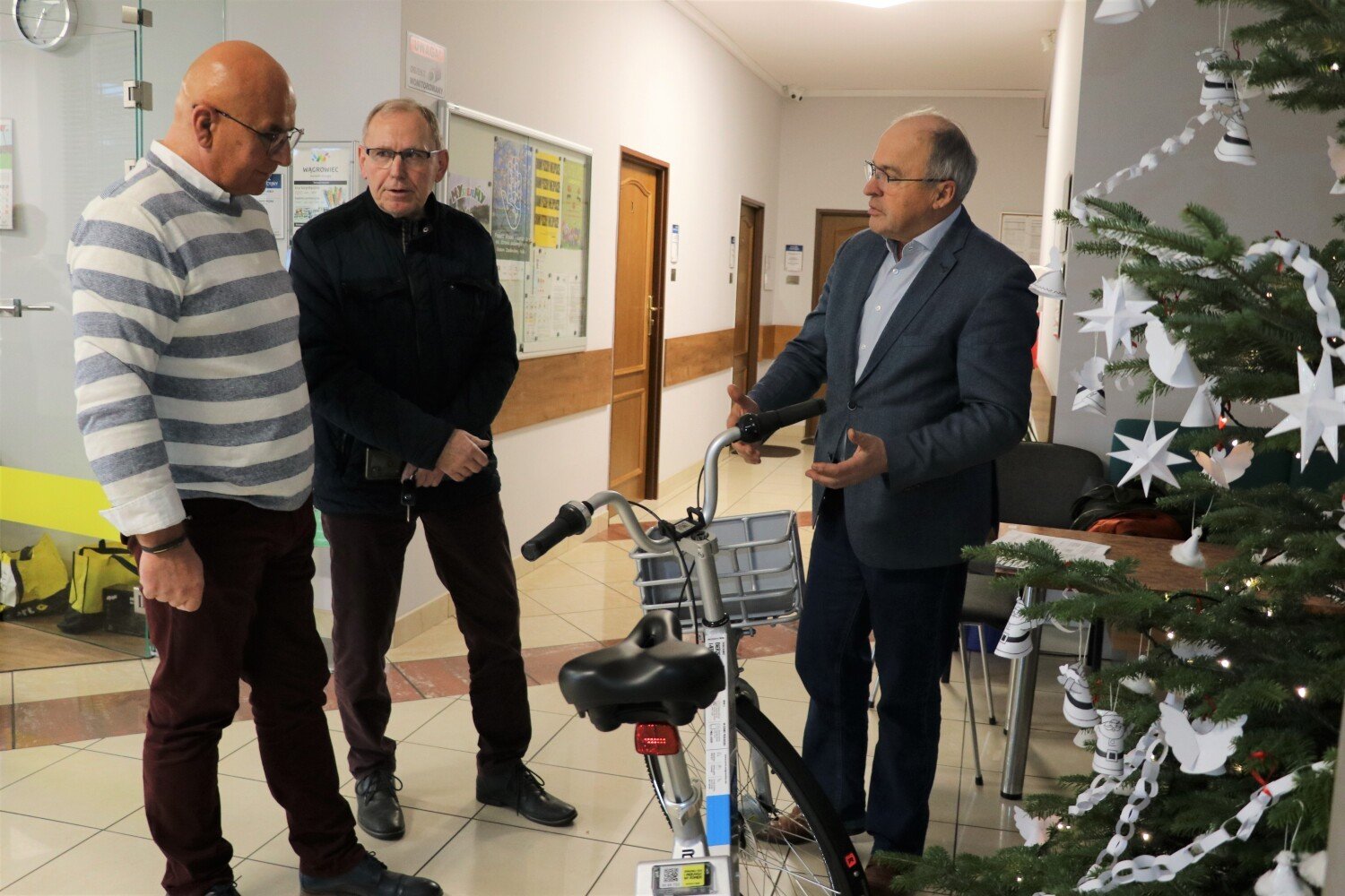 Nowe rowery miejskie w Wągrowcu zaprezentowane. Nagrodzono także ...