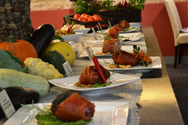 Festiwal golonki w Bielsku-Białej 2015: golonka z... jarzębiną ...