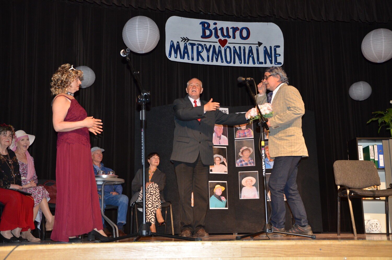 Biuro Matrymonialne w Hajnówce. Sztuka w wykonaniu grupy teatralnej ...