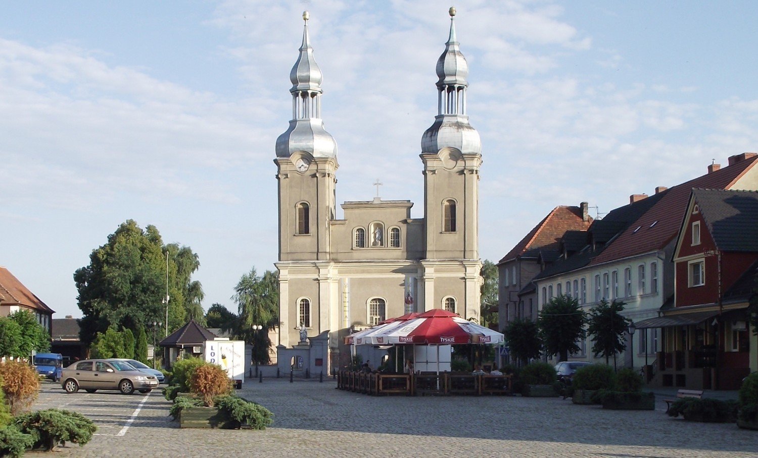 Zbąszyń - miasto nad jeziorem. Prezentacja gminy - Jezioro, zabytki ...