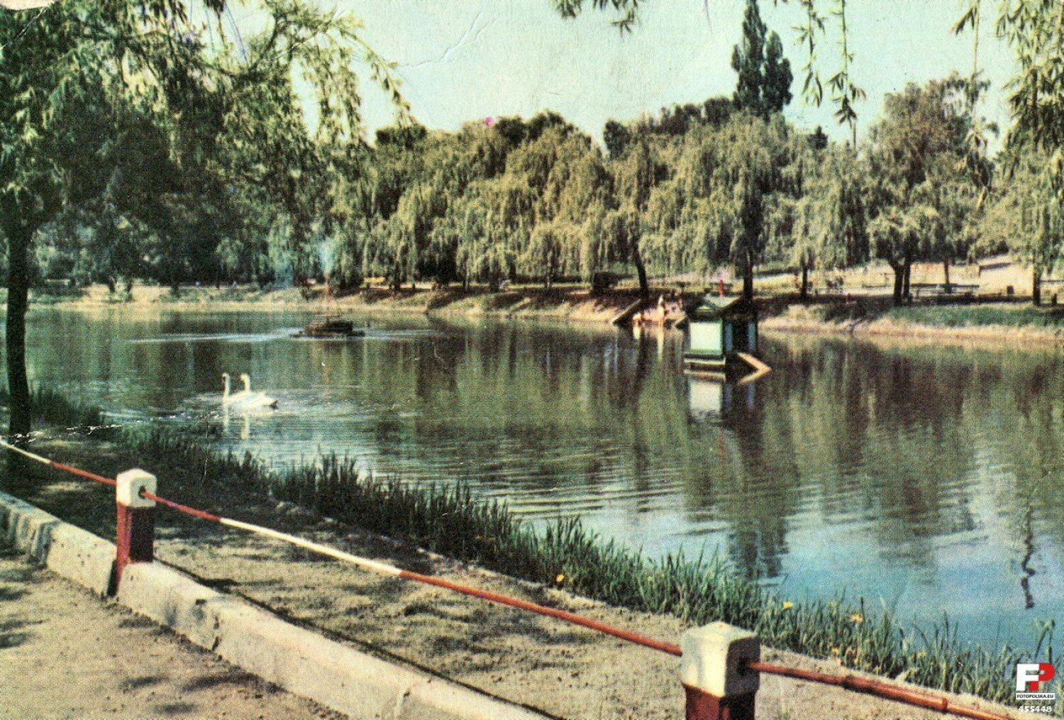 Kutno na widokówkach sprzed lat. Zobaczcie, jak zmieniły się niektóre ...
