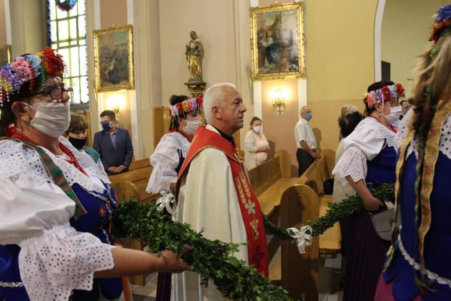 Ks. Rudolf Badura rozpoczął oficjalnie posługę proboszcza parafii św ...