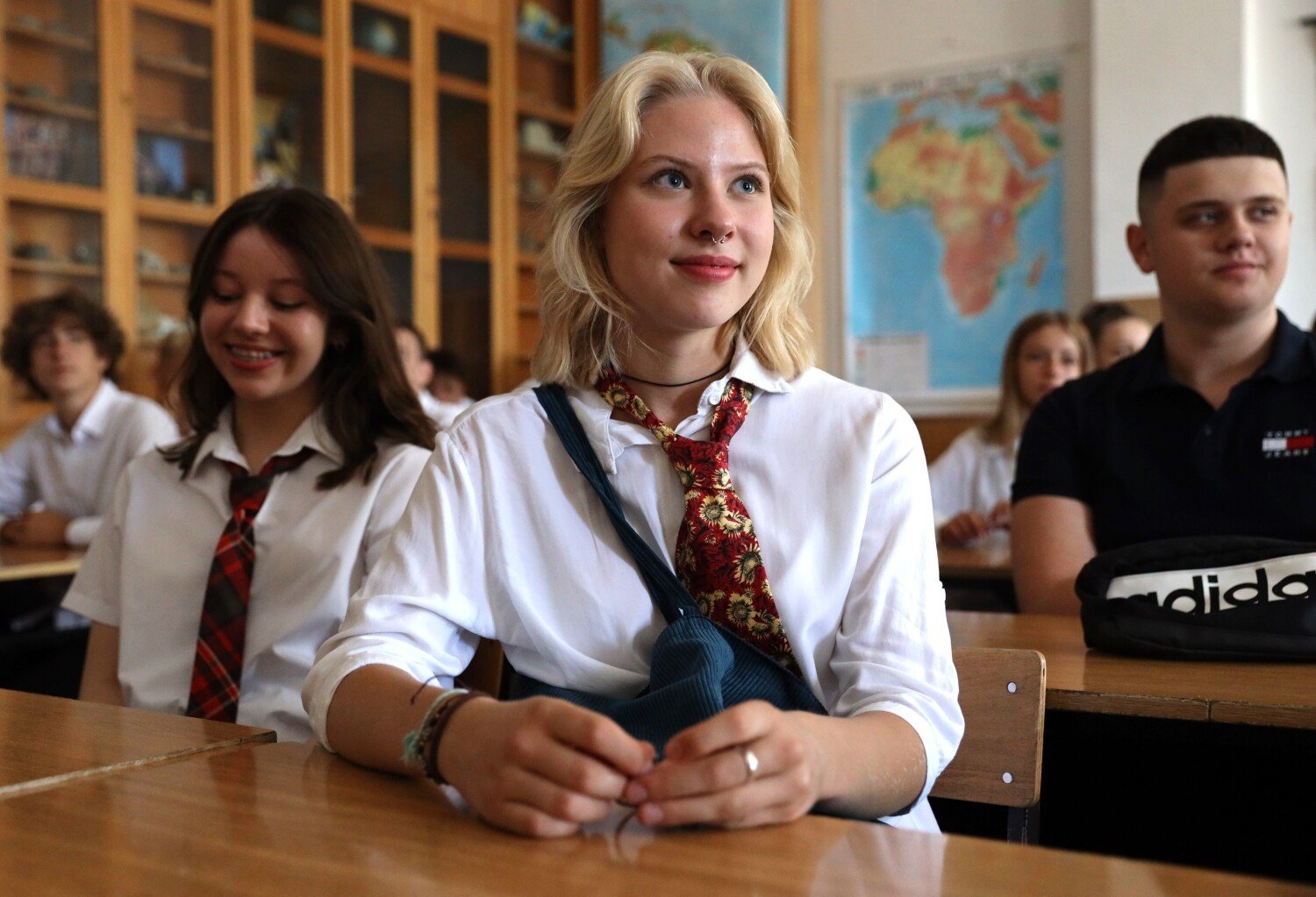 Rozpoczęcie roku szkolnego w I LO "Chrobry" w Piotrkowie 2022/2023 ...