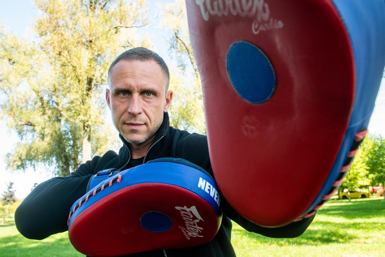 Piotr Sawiński, trener z klubu sportów walki Czerwony Smok: Mateusz ...