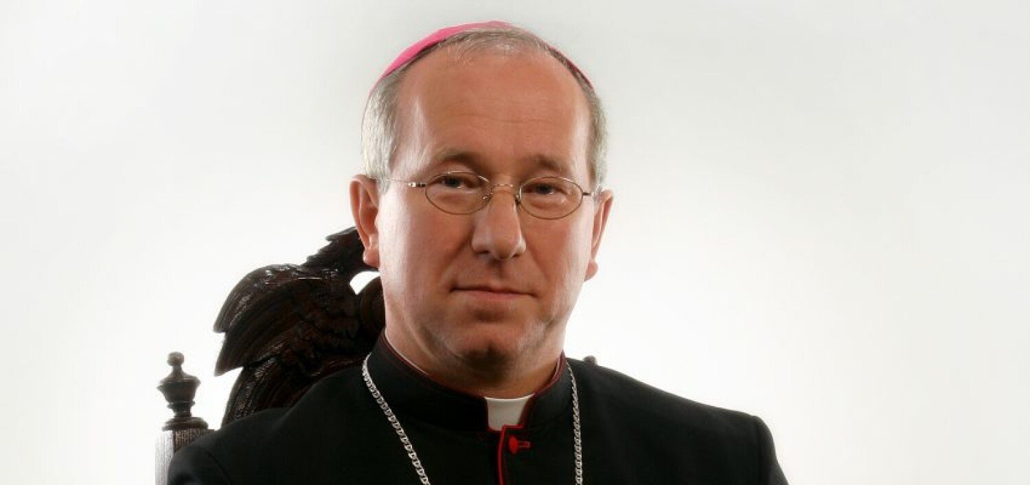 Biskup Andrzej Dziuba zrezygnował z funkcji. Rezygnacja została ...
