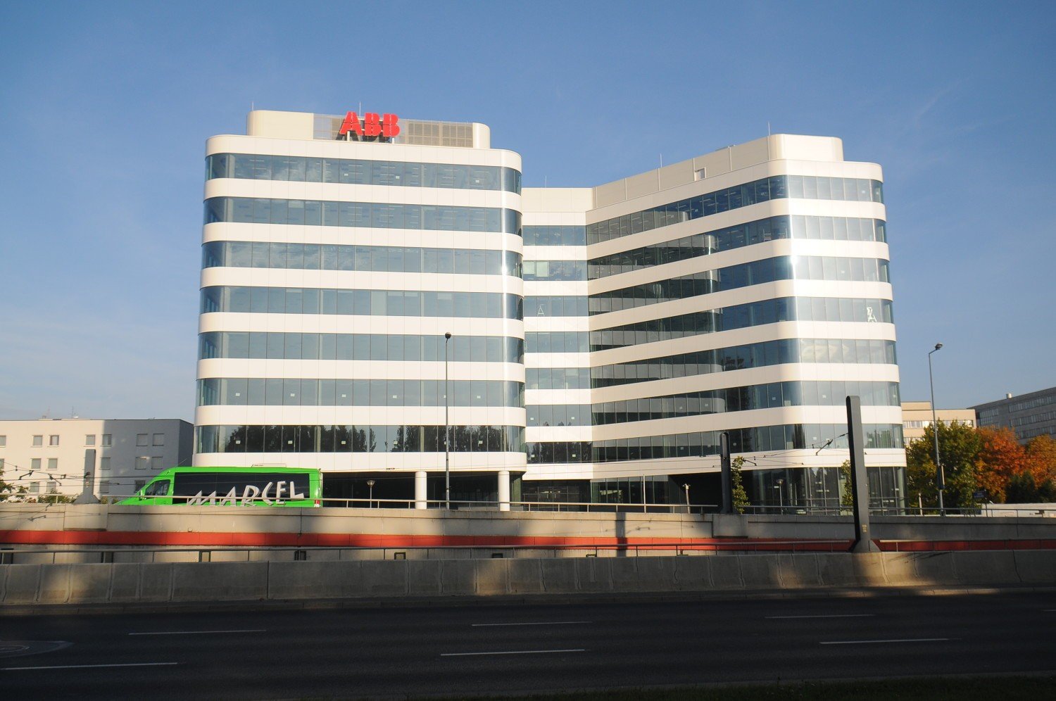 W Krakowie będzie największe centrum ABB. Pracę znajdzie nawet 2 tys ...