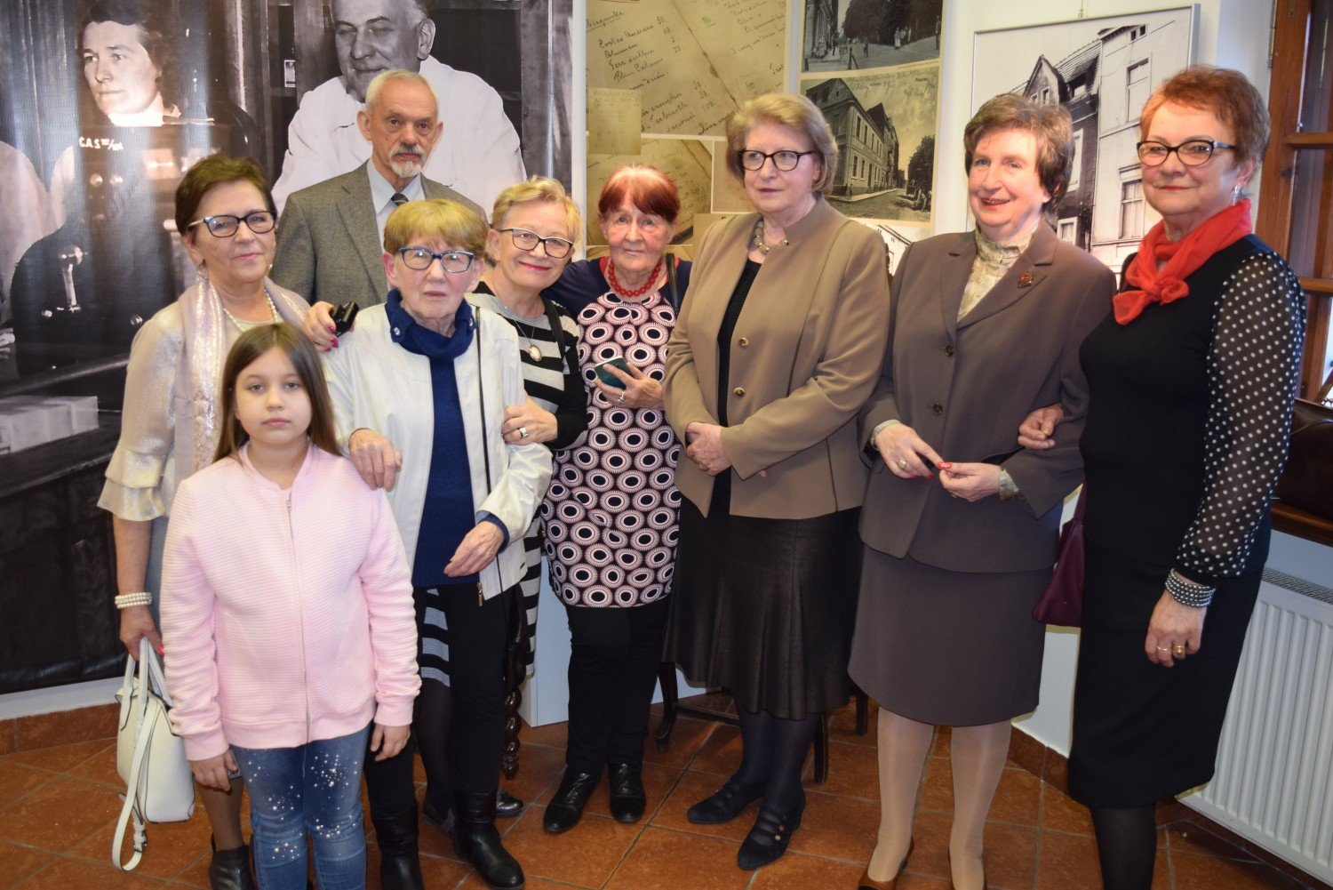 Premier Hanna Suchocka i jej siostra Elżbieta Suchocka - Gajewska ...
